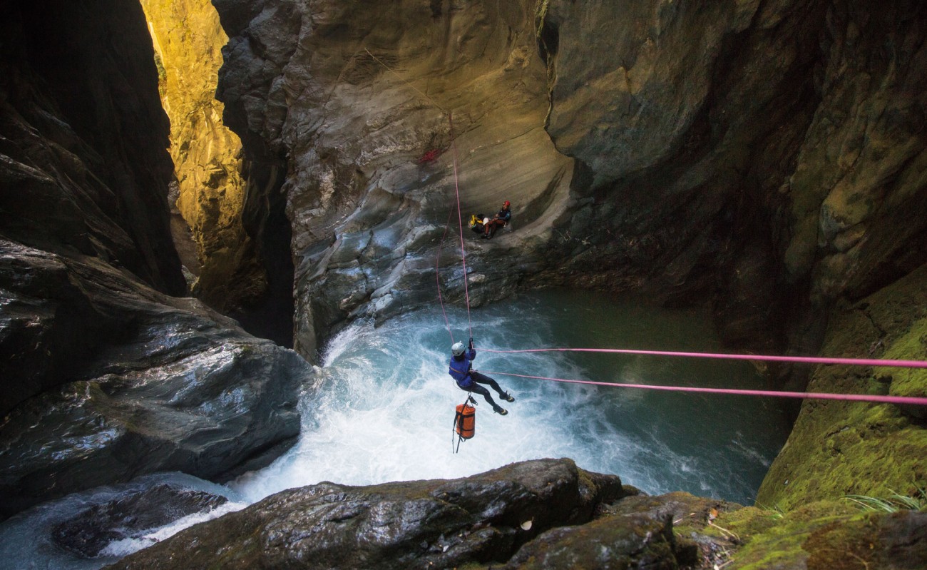 Into the Chasm | New Zealand Geographic