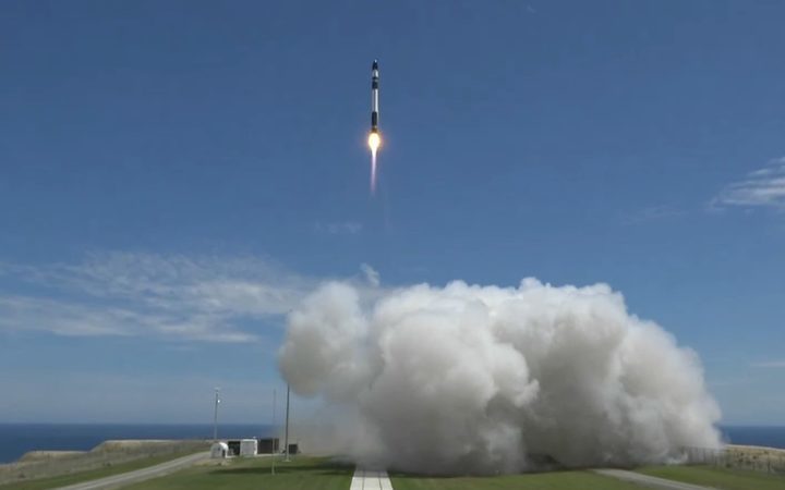 Rocket Lab sets new date for first commercial launch | New Zealand ...