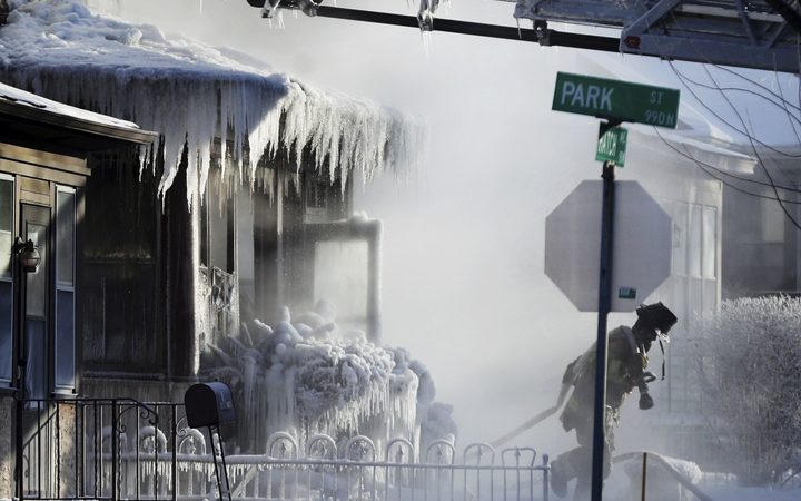 Deadly Arctic deep freeze in US: 12 dead as brutal winds and ...