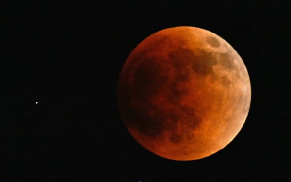 Last total lunar eclipse until 2025 can be seen from New Zealand skies ...